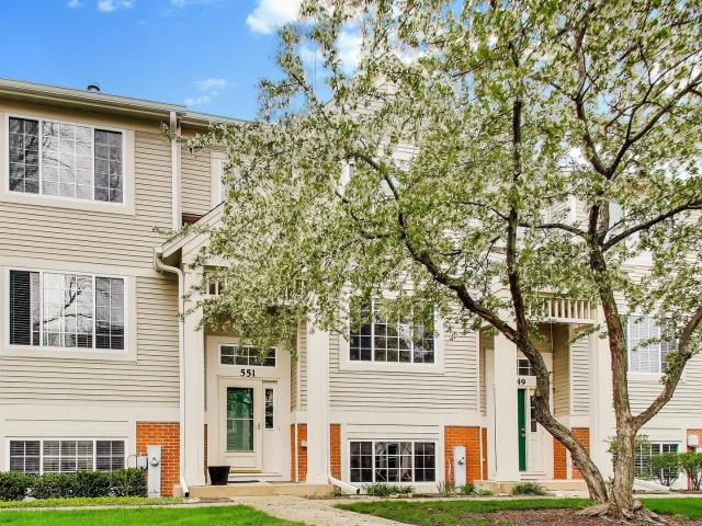 551 Cary Woods Cir, Cary, IL 60013 | MLS #12629 | Compass