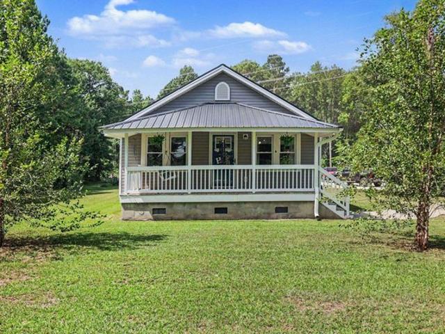 551 Dog Bluff Rd, Galivants Ferry, SC 29544