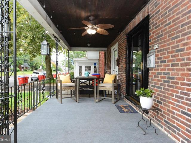 551 E Broad Street