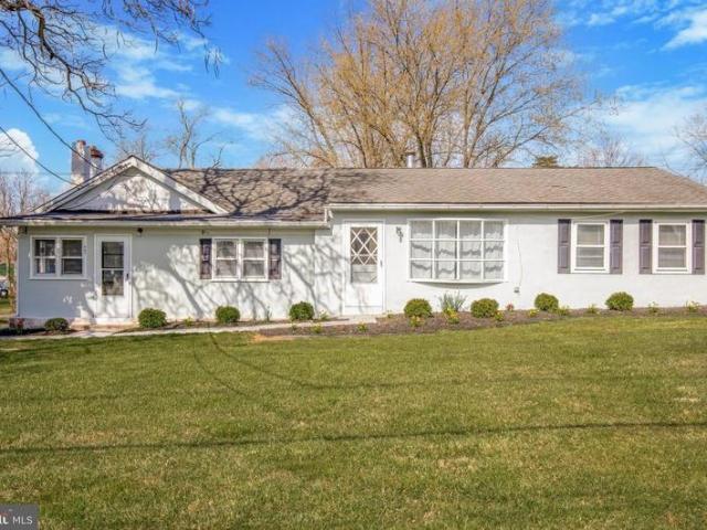 551 E Callowhill St, Perkasie, PA 18944 MLS PABU2068564