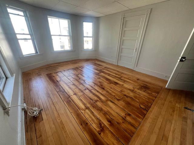 551 Montgomery Street # 2