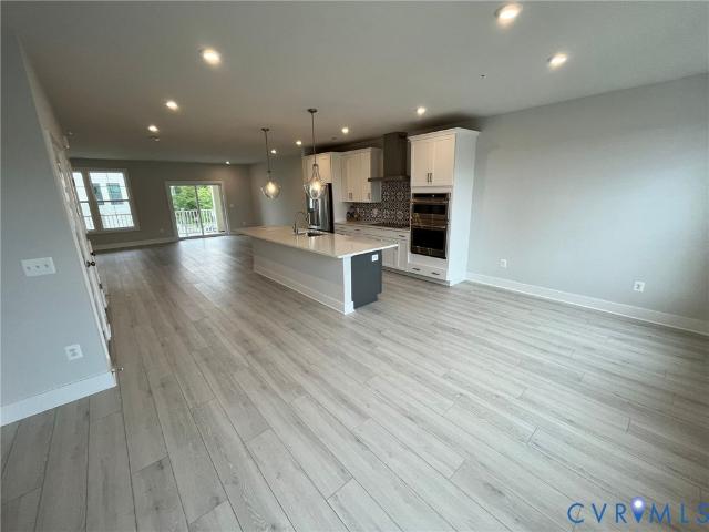 551 Munson Woods Walk