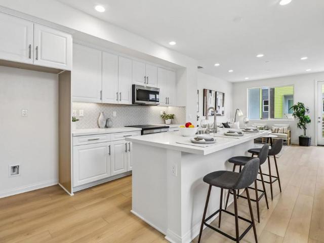 551 Sandstone Court
