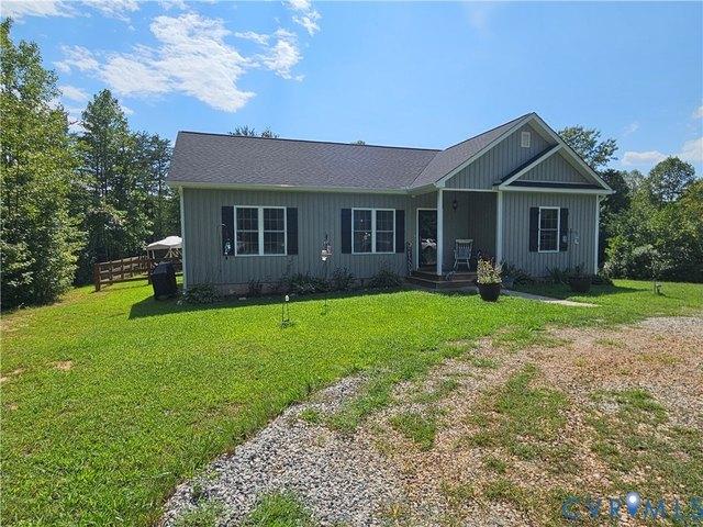 551 Poorhouse Rd, Rice, VA 23966
