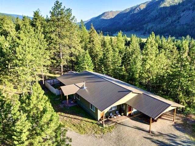 551 Tami Dr E, Superior, MT 59872