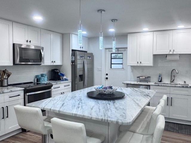 5524 Ben Franklin Ln, North Fort Myers, FL 33917 | MLS #2026003 | Compass