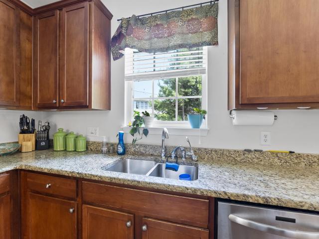5524 Running Fox Lane