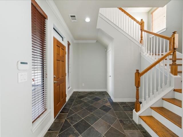 5525 Kiam St, Unit C, Houston, TX 77007 | MLS #67194