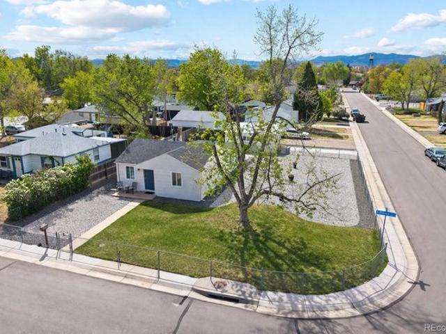 5525 Pierce Ct, Arvada, CO 80002