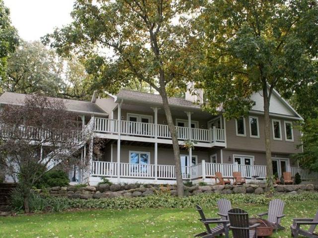 5525 Portage Rd, Madison, WI 53704