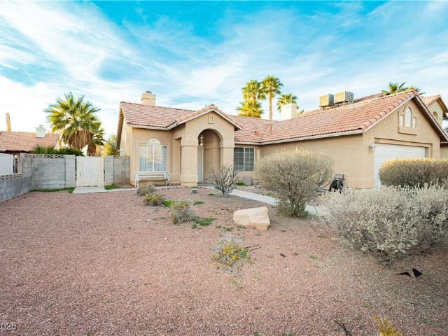 5525 Rock Creek Ln, Las Vegas, NV 89130 | MLS #2747 | Compass