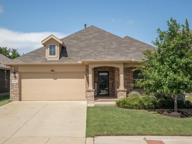 5525 Round Hill Rd, Denton, TX 76210