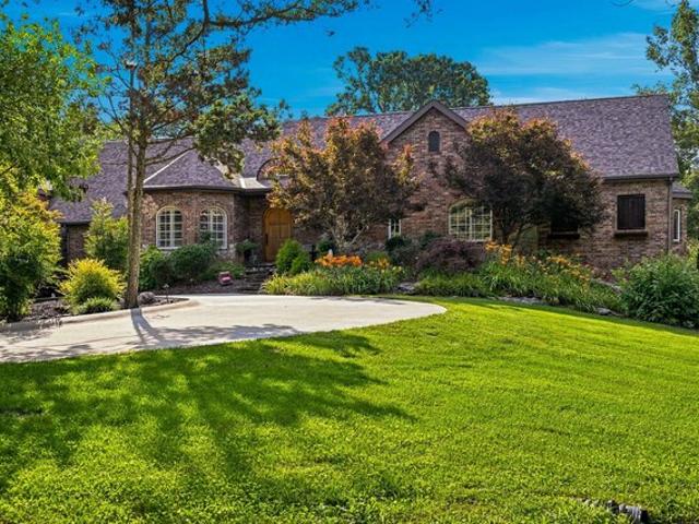 5525 S Farm Road 219, Rogersville, MO 65742