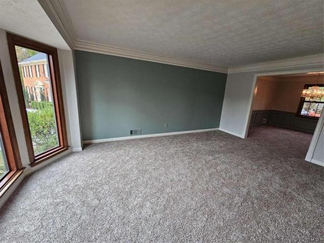 5525 Wedgewood Court