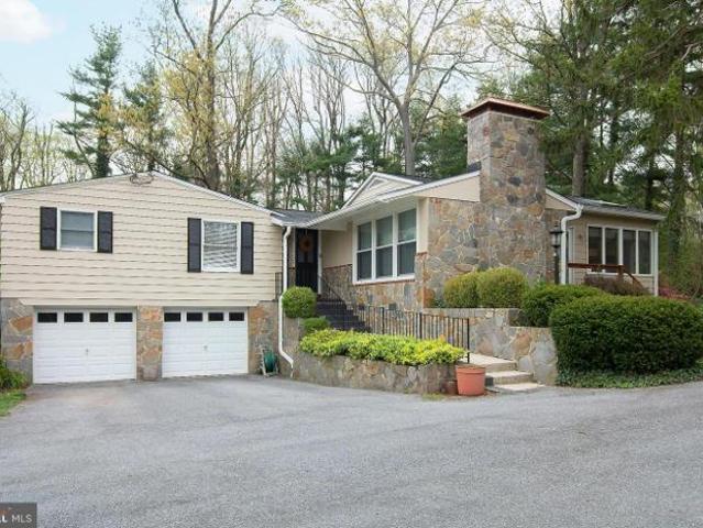 5525 Woodbine Rd, Woodbine, MD 21797