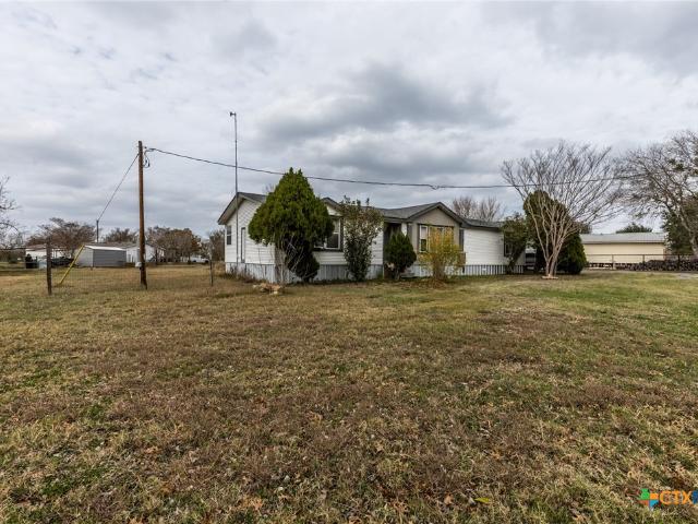 5526 Farm to Market 20, Seguin, TX 78155 | MLS #601141 | Compass