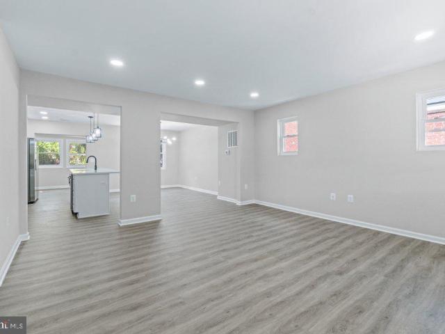 5527 Belle Avenue