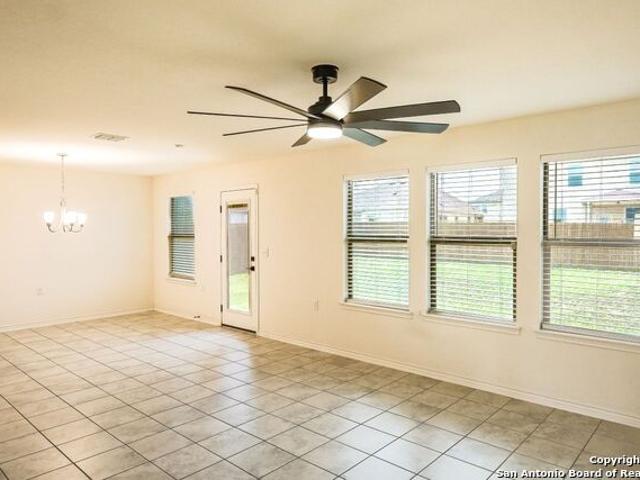 5527 Castle Brook Dr