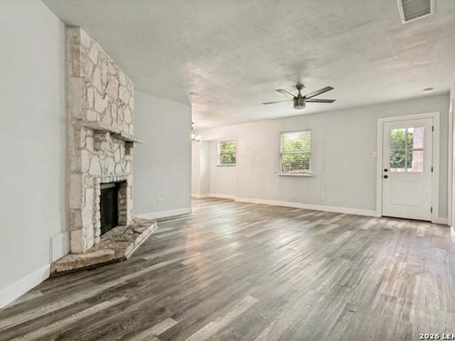 5527 Colewood