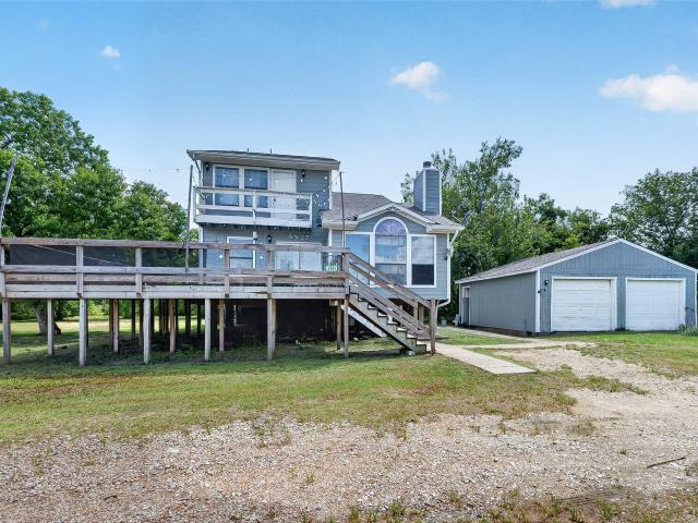 5527 County Road 155 X77511