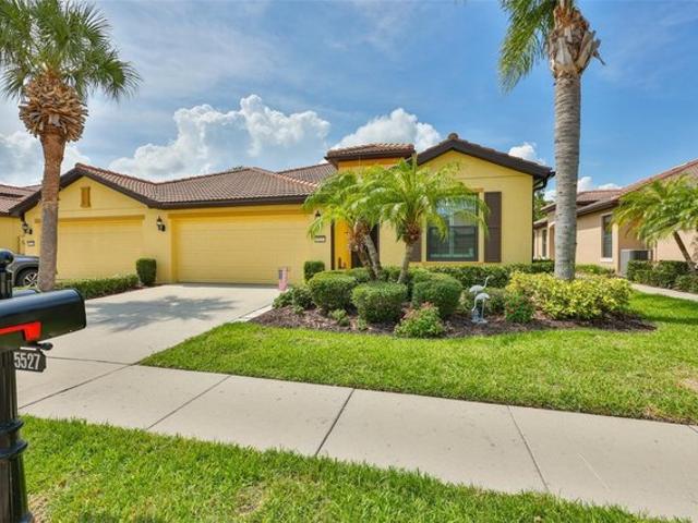 5527 Sunset Falls Dr, Apollo Beach, FL 33572