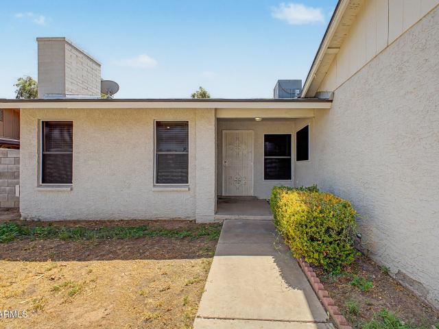 5527 w cortez street