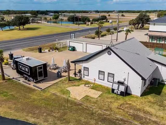 5528 FM933, Whitney, TX 76692