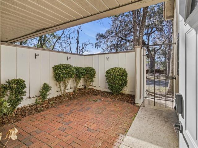 5528 SW 4th Pl, Unit 5528, Gainesville, FL 32607 | MLS #GC537958 | Compass