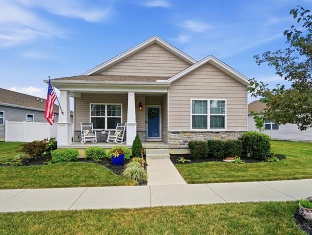 5528 W Mills Dr, Miami Township, OH 45150