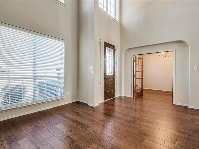 5529 Crimson Oaks Drive