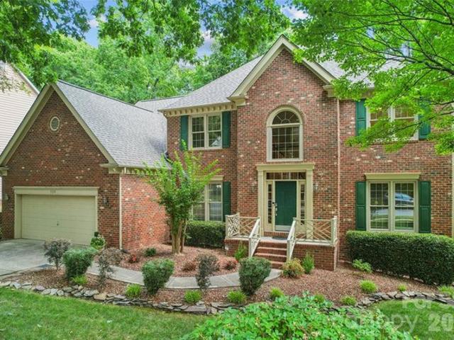 5529 Fairvista Dr, Charlotte, NC 28269