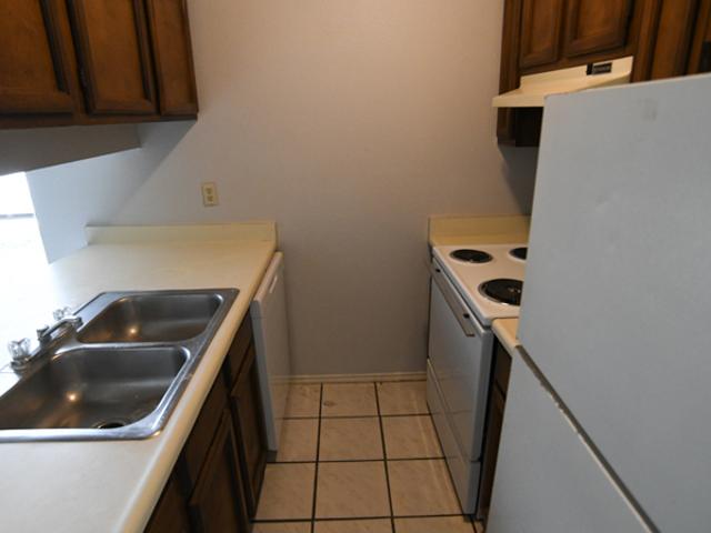 5529 Lochmoor, Unit 2