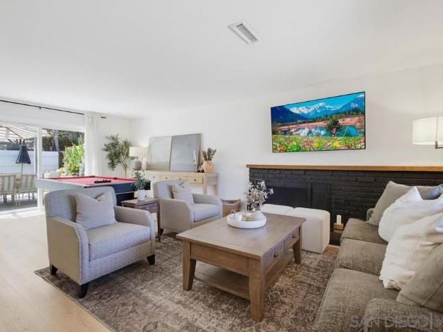 5520 Aztec Dr