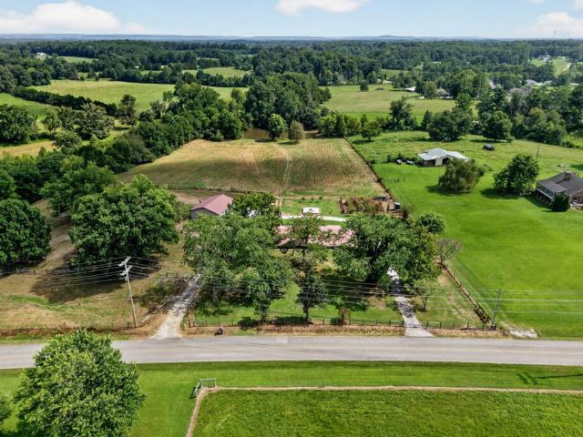 5520 Academy Rd