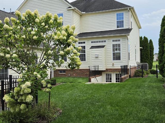5520 Adamstown Commons Drive