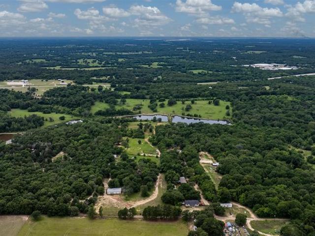 5520 County Road 1502, Athens, TX 75751