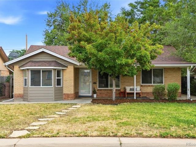 5520 E Thrill Pl, Denver, CO 80207