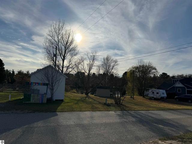 5520 SW Boardman