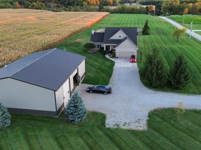 5520 S Meridian Rd, Pleasant Lake, IN 46779