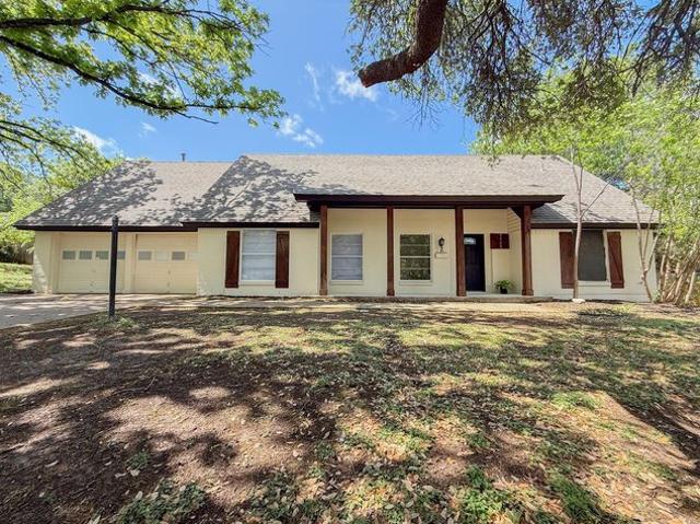 5520 Woodway Dr, Fort Worth, TX 76133