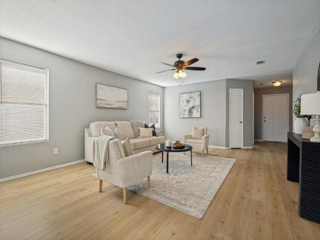 5521 Camarillo Drive