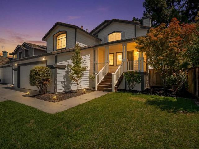 5521 Crimson Cir