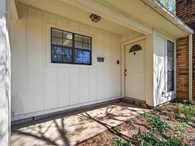5521 E Meadow Dr, Bossier City, LA 71112 | MLS #21210 | Compass