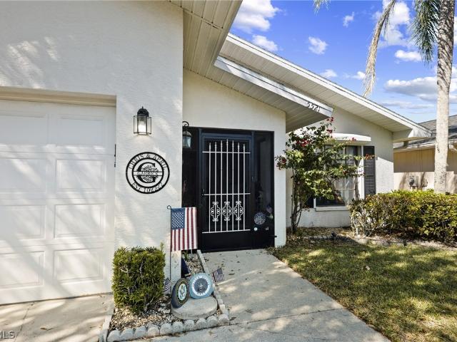 5521 Longleaf Dr, North Fort Myers, FL 33917 | MLS #2026007