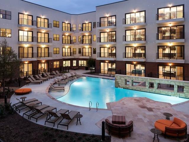 5522 Maple Ave, Dallas, TX 75235