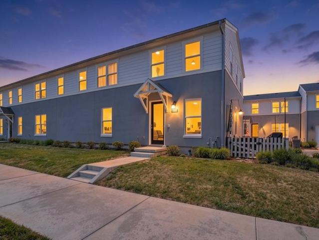 5522 W Burntside Ave, South Jordan, UT 84009