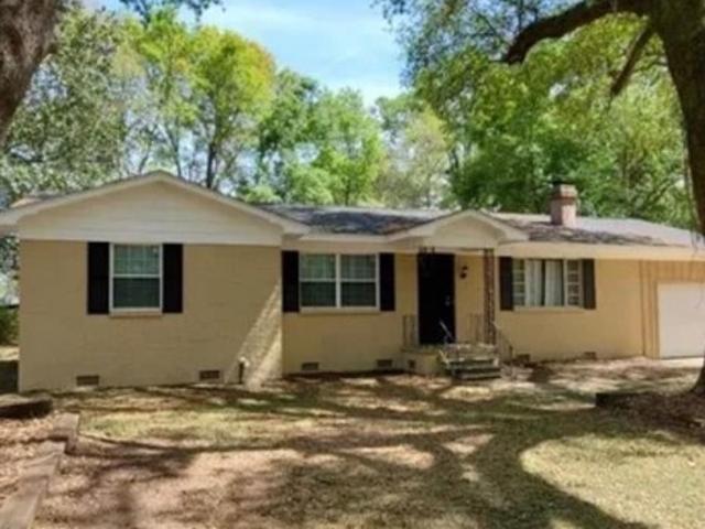 5522 6th St, Satsuma, AL 36572