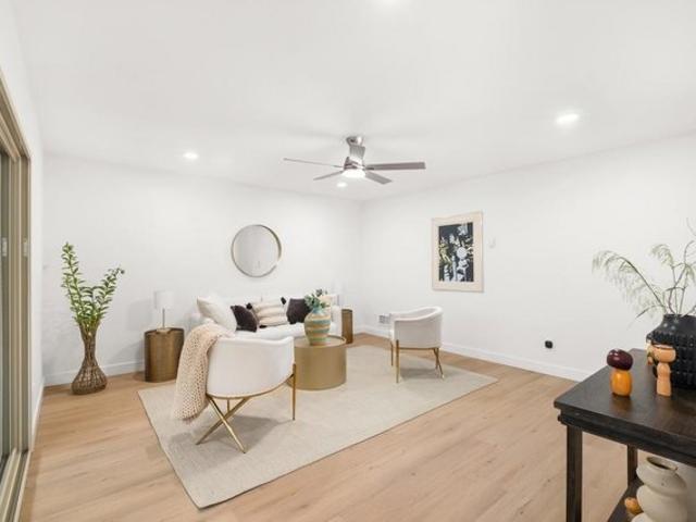 5523 Adobe Falls Rd Unit 3, San Diego, CA 92120