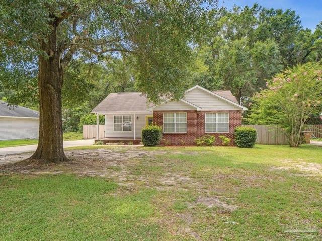 5523 Berryhill Rd, Milton, FL 32570