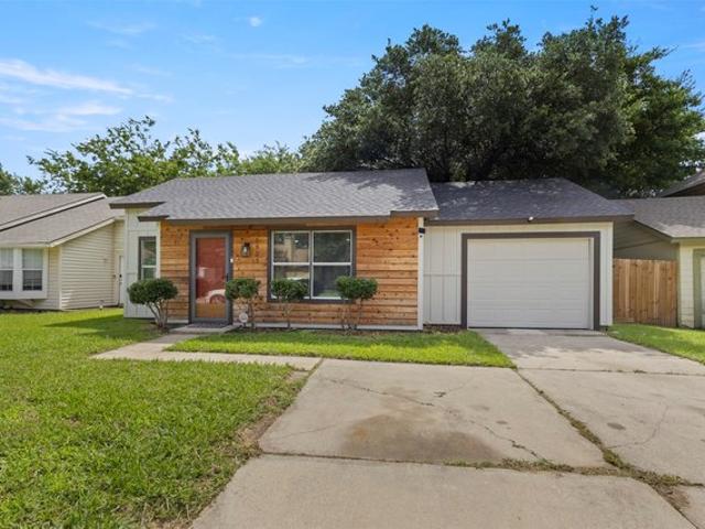 5523 Safari Trl, Arlington, TX 76018